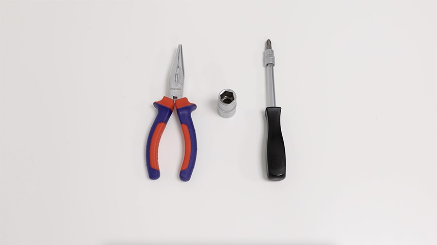 How to Replace a Fridge Freezer Light Push Button Switch - Indesit