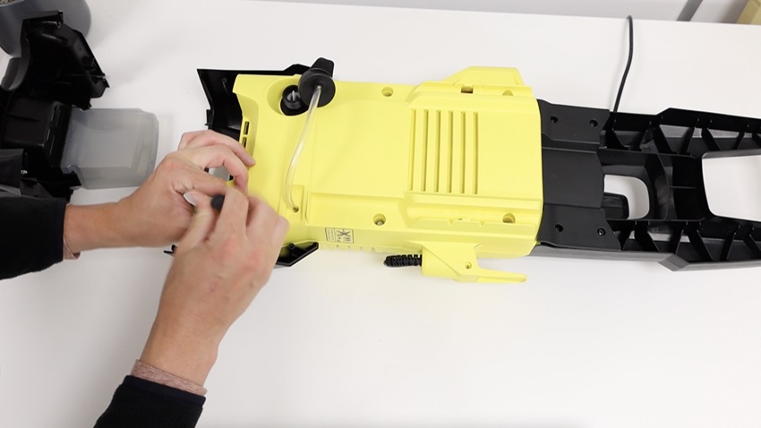 How to Replace a Pressure Washer Switch Unit - Karcher