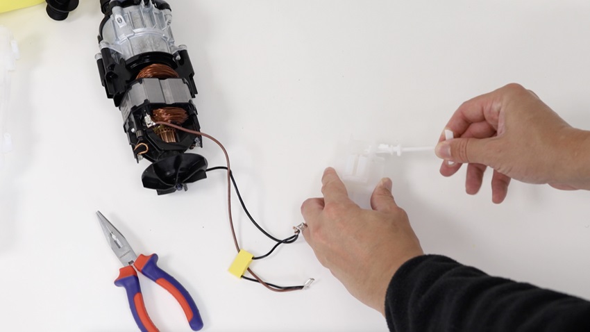 How to Replace a Pressure Washer Switch Unit - Karcher